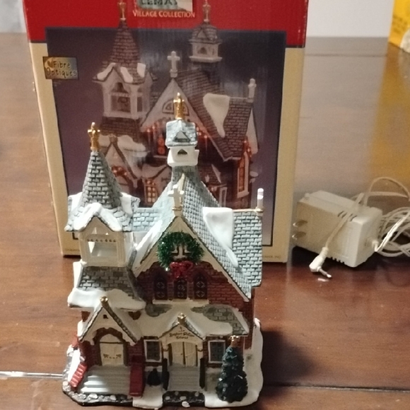 Lemax | Holiday | Lemax Holiday Village Lighted House Gray And White ...